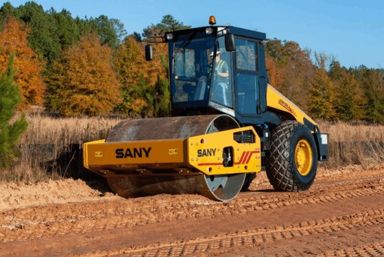 Construction Vehicles 2025: Top Types, Trends & Smarter Fleets
